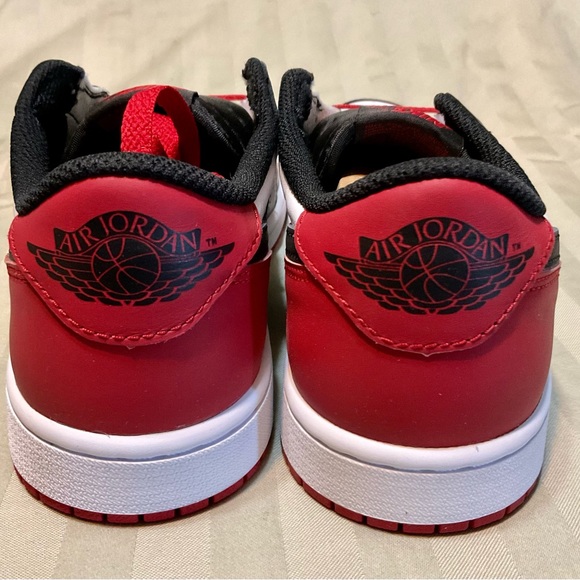 Jordan | Shoes | Air Jordan Retro Low Og Varsity Red Black Toe Size 75 ...